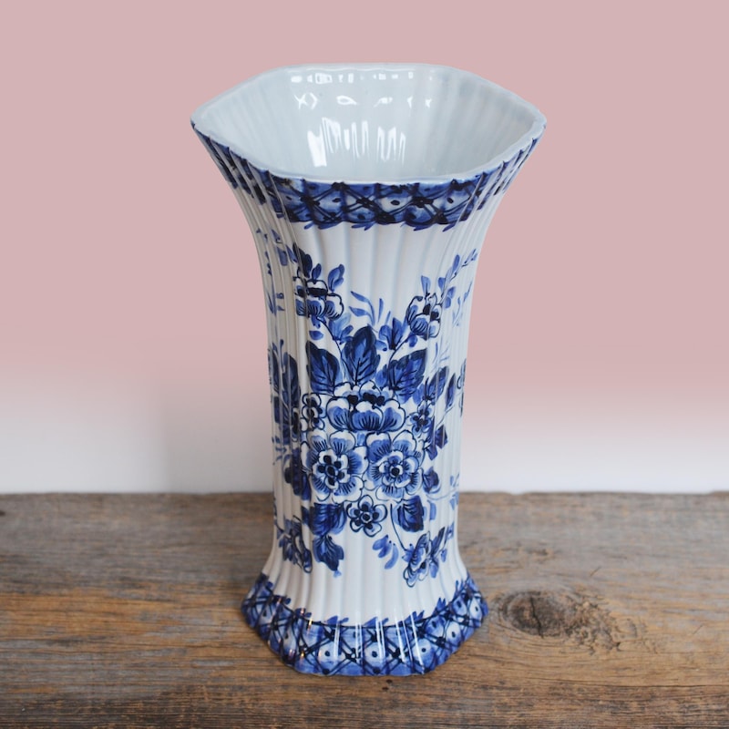 Beaker Vase - Etsy