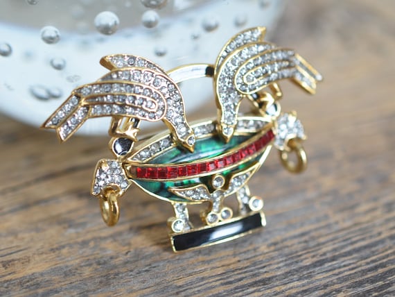 Vintage Bird Bath Brooch, Butler Costume Jewelry Pend… - Gem