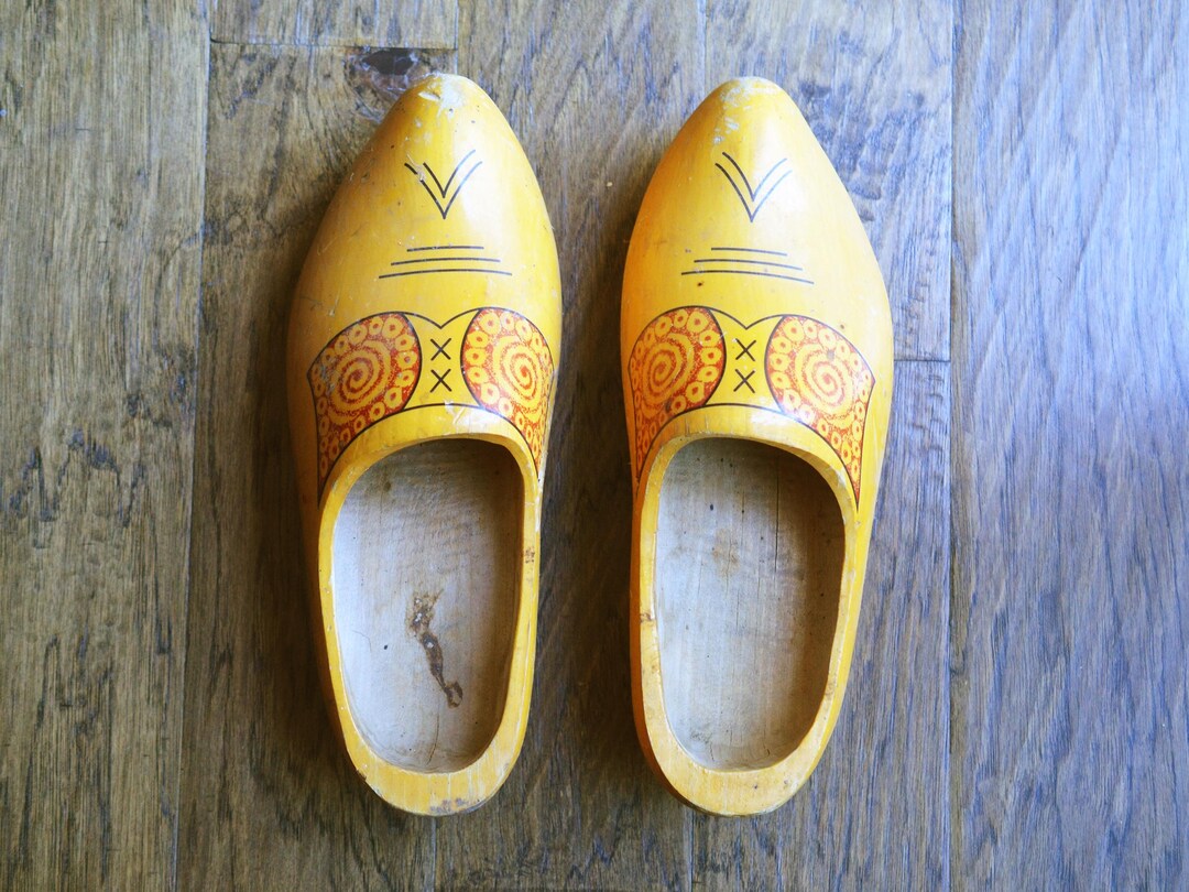 Vintage Men's Dutch Wooden Clogs, Yellow Painted, Primitive Rustic ...