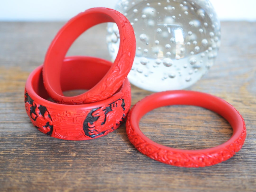 Vintage Cinnabar Bracelets, Set of 3, Carved Dragon Floral Bangles - Etsy
