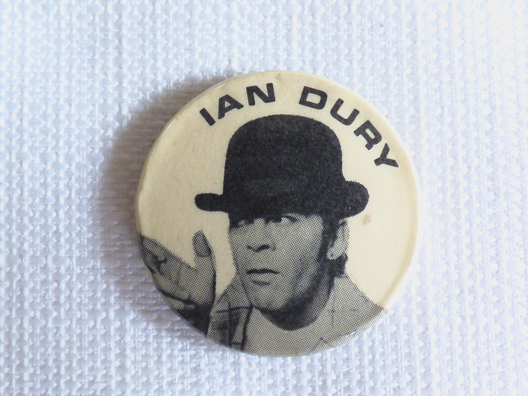 Vintage 70s Ian Dury Pin / Button / Badge - Etsy