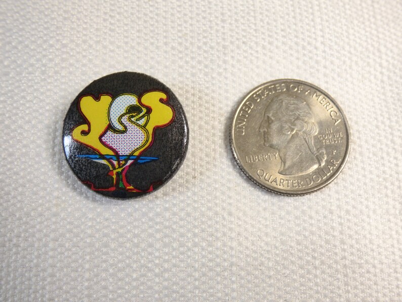Vintage 70s Yes - Pin / Button / Badge - Etsy