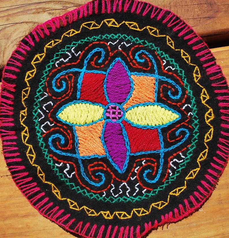 Jungle Art By The Shipibo People Of The Amazon Peru Etsy