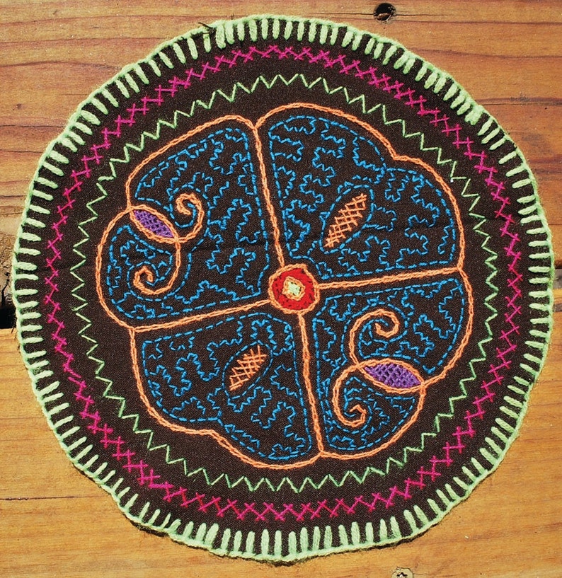 Jungle Art By The Shipibo People Of The Amazon Peru Etsy
