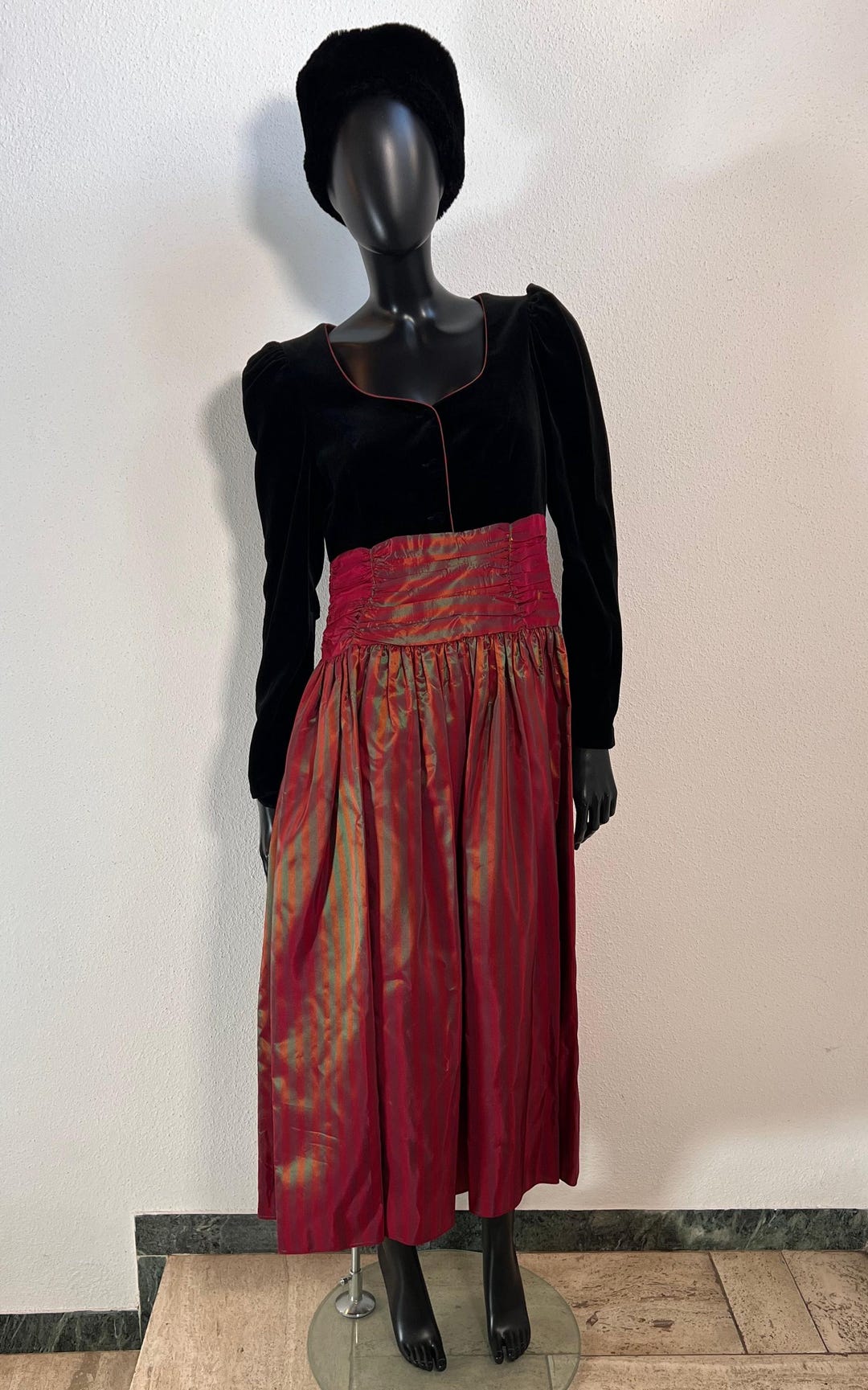 Vintage Laura Ashley Festive Taffeta Dress - Etsy
