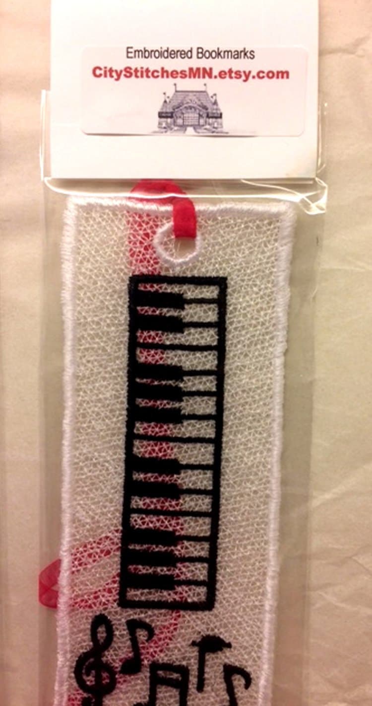 FSL Piano Keys Bookmark – Embroidered Music Lover Gift - Etsy