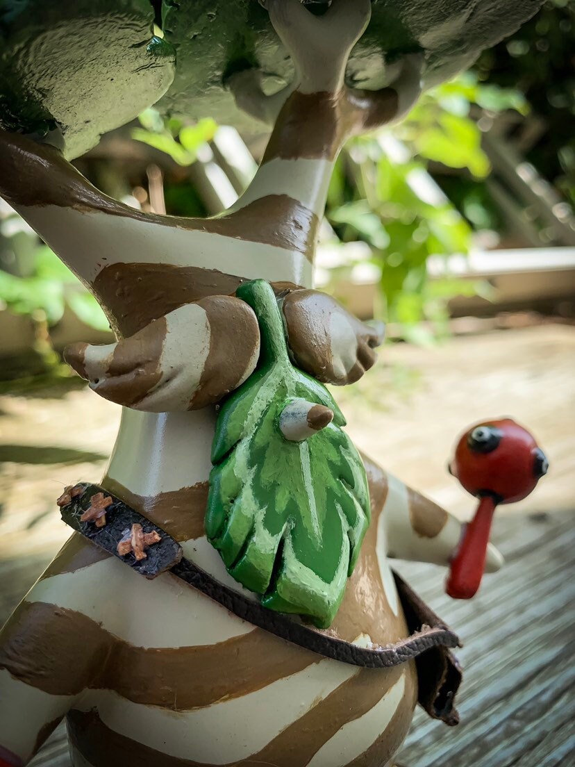 Hestu Sculpture // Breath of the Wild the Legend of Zelda | Etsy