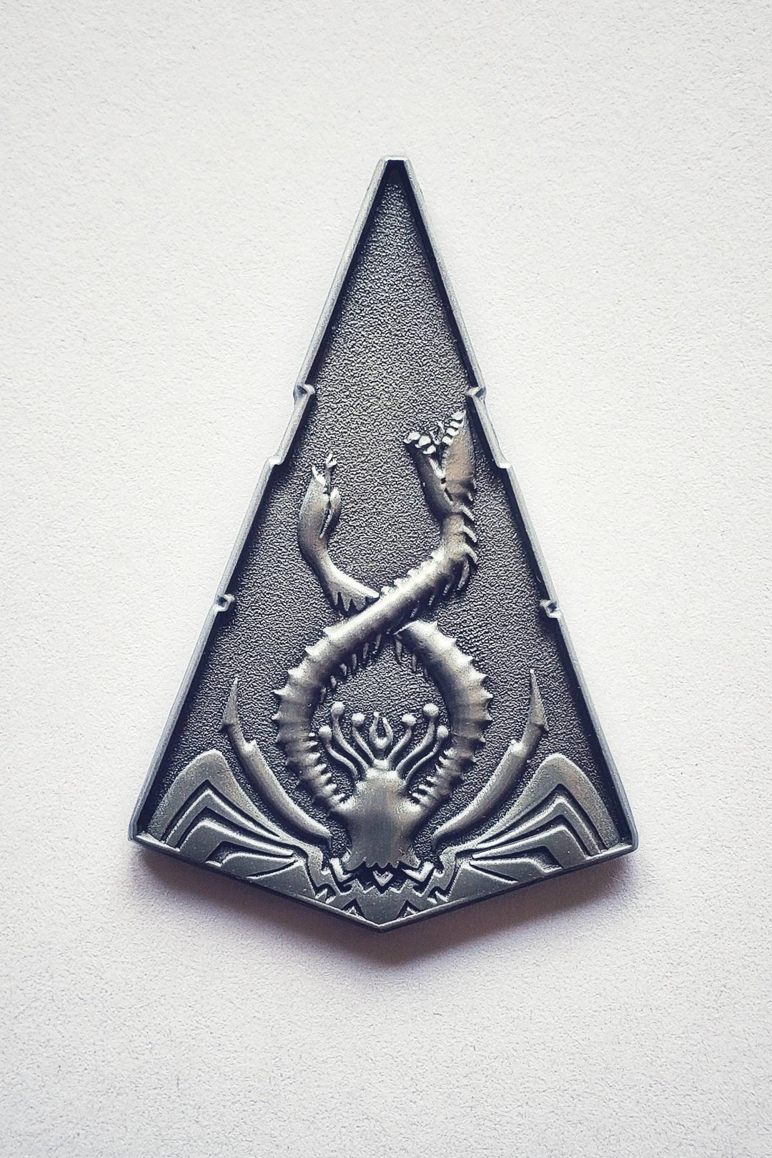 Chimera Thrawn Emblem Pin - Etsy