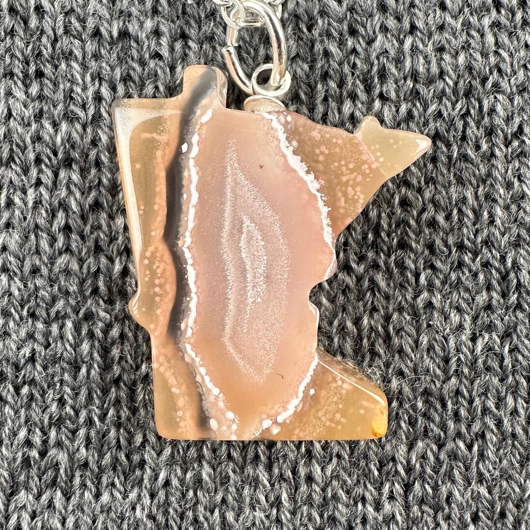 Calandria Agate Necklace - One of a Kind - Etsy