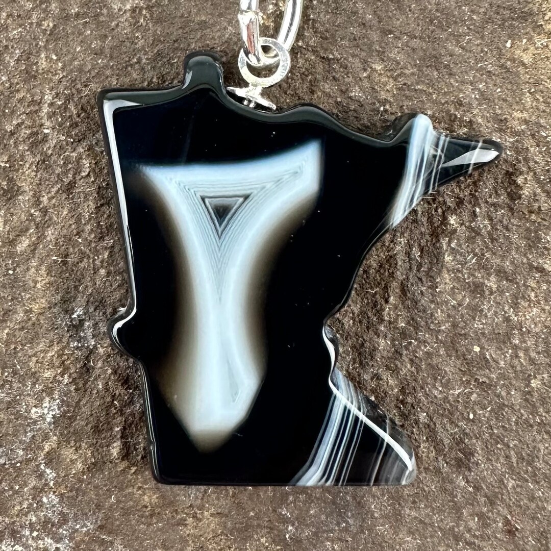 Tuxedo Agate Necklace - One of a Kind - Etsy