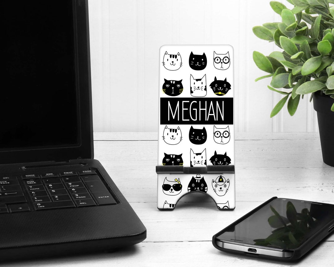Cats Cell Phone Stand. Custom Cat Phone Stand, Veterinarian Gift! Cat ...