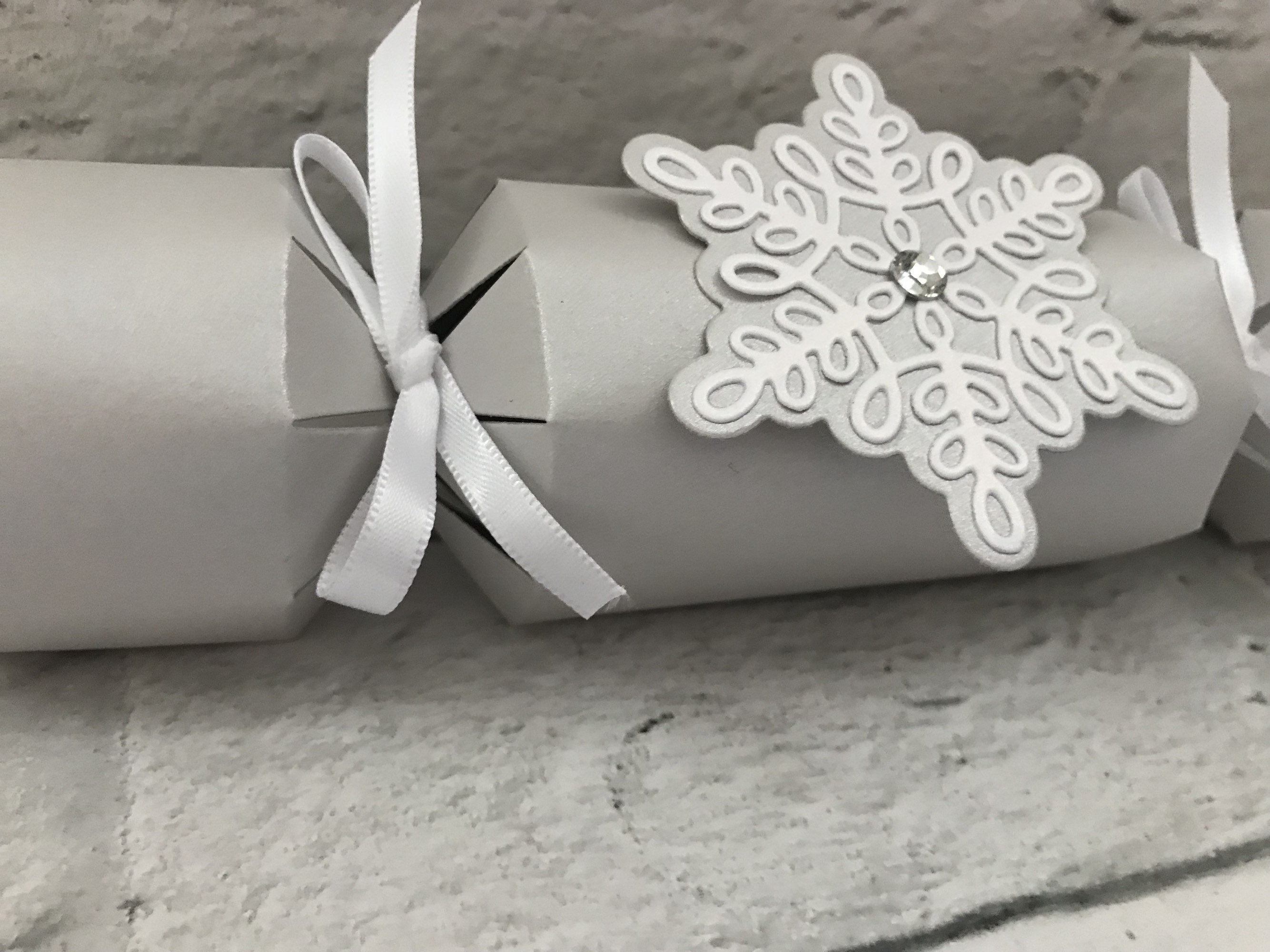 Christmas Crackers, Luxury Christmas Crackers, Crackers, Christmas ...