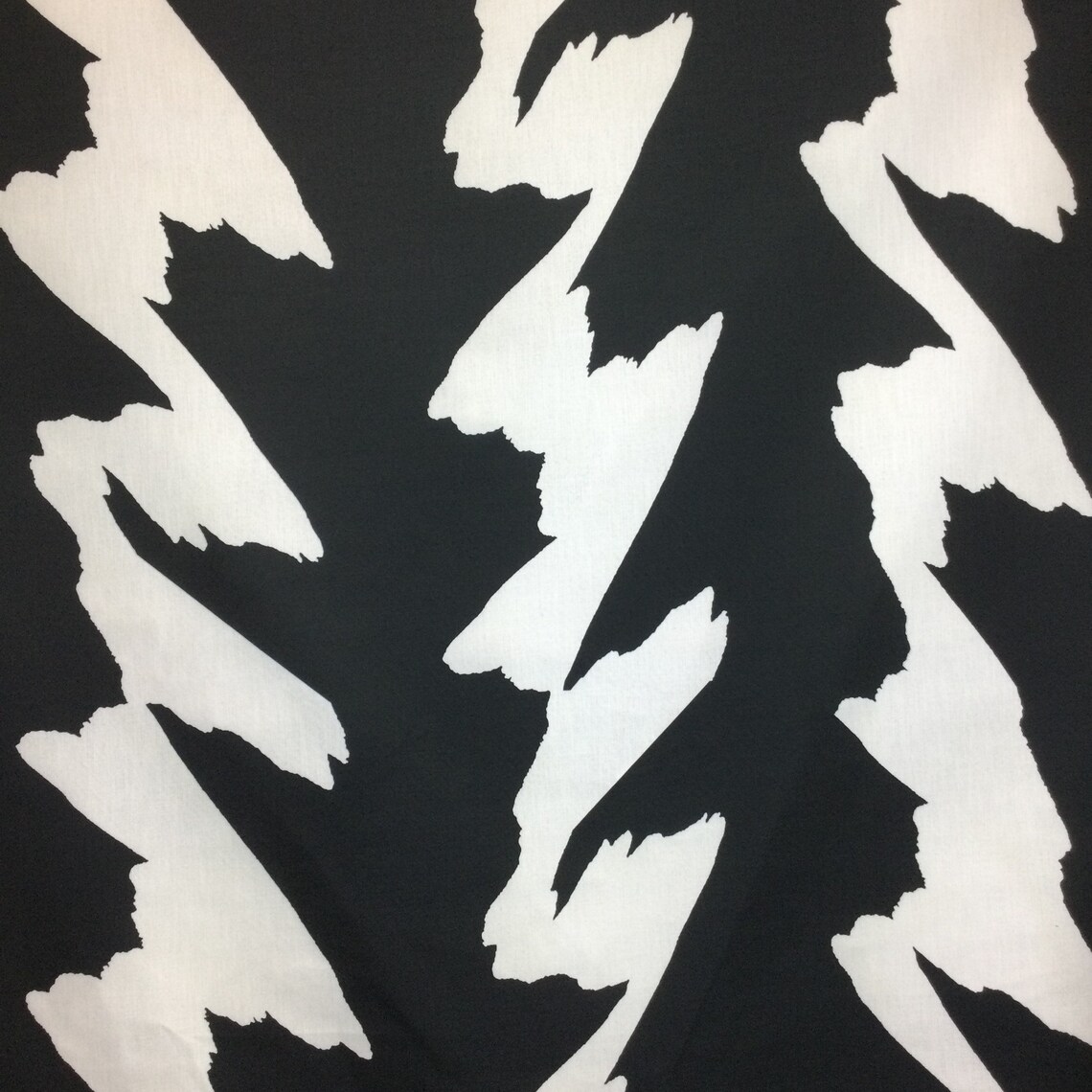 Kate Spade Kravet Boldstroke Black and White Fabric | Etsy