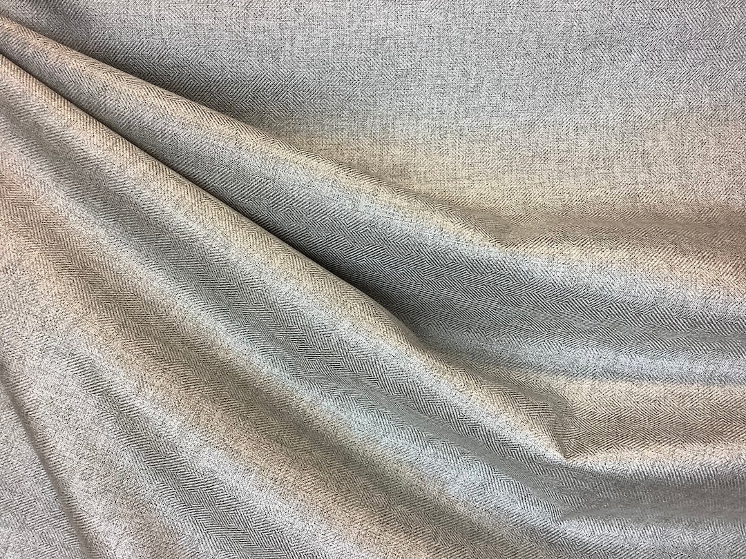 Candid Vapor - Horizontal Herringbone Pattern - Small Scale ...