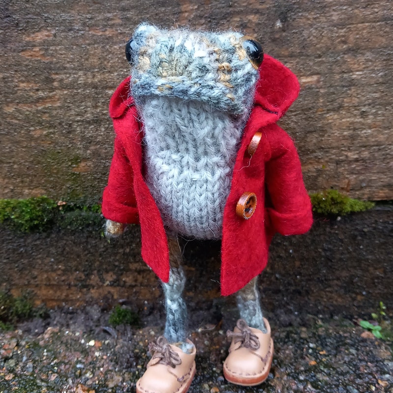 Knited Frogs Clothes - Etsy UK