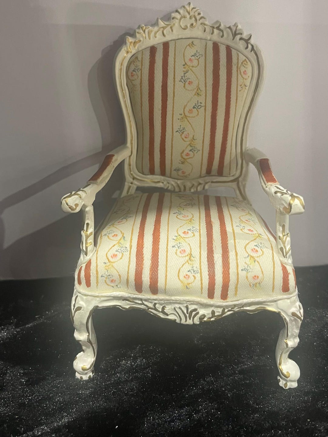 1/12th Dolls House Scale . Jai Yi Armchair . Pan Miniatures . Armchair ...