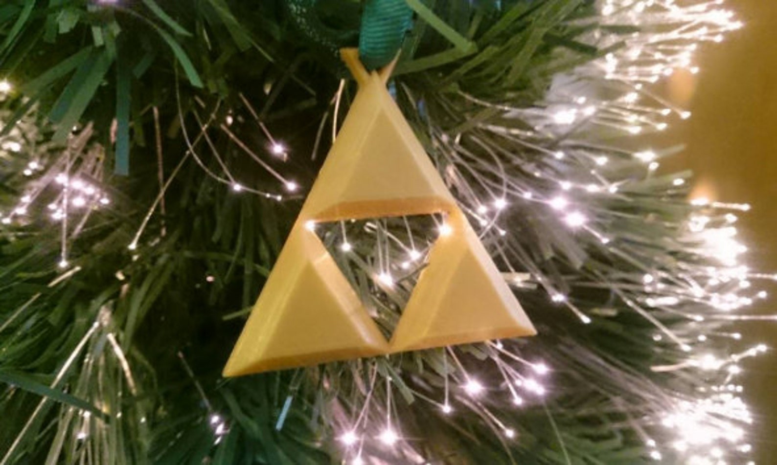 Legend of Zelda Triforce Inspired Christmas Tree Decoration - Etsy UK