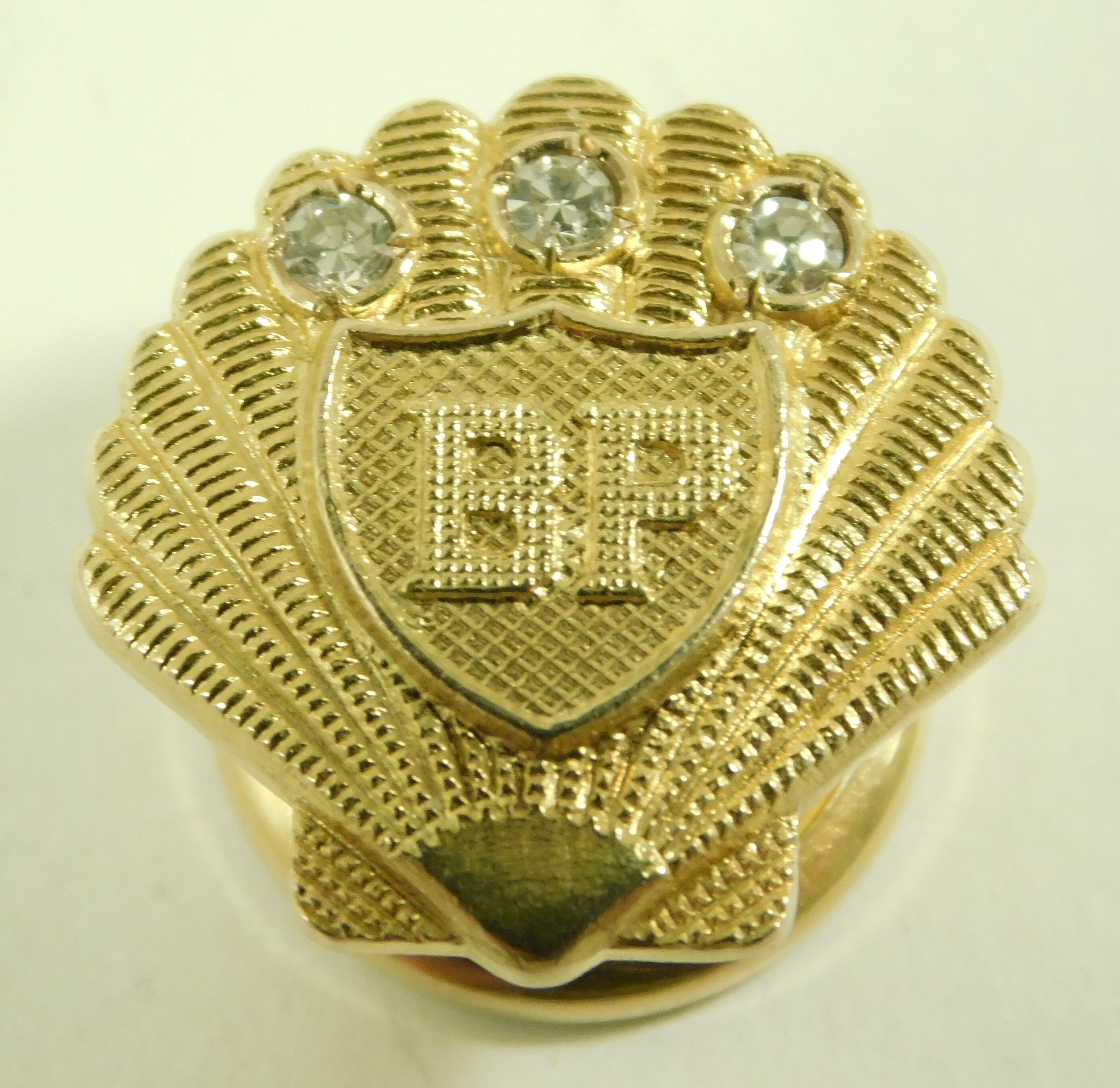 Vintage 9ct Gold & Diamond Set BP British Petroleum Long Service Badge ...