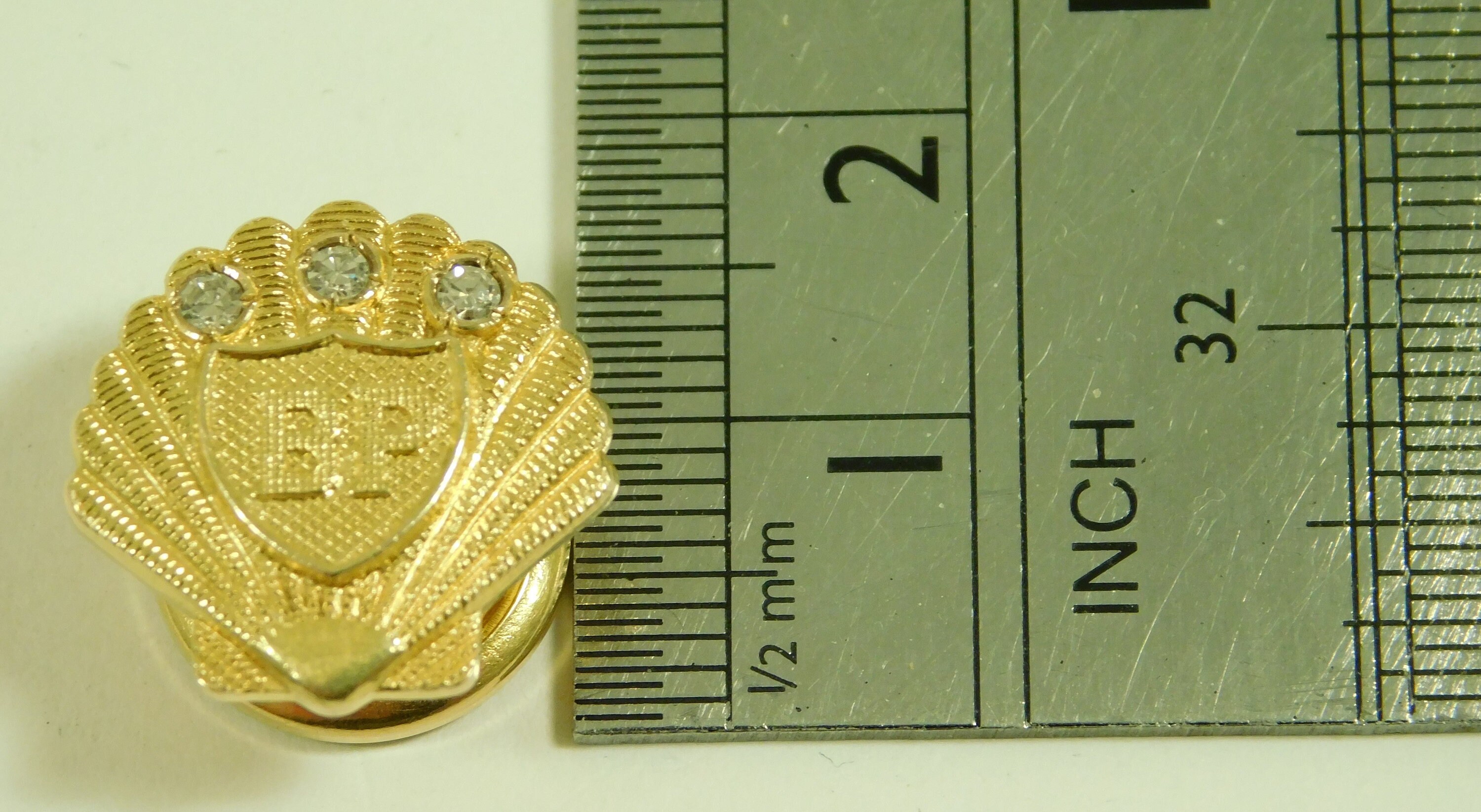 Vintage 9ct Gold & Diamond Set BP British Petroleum Long Service Badge ...