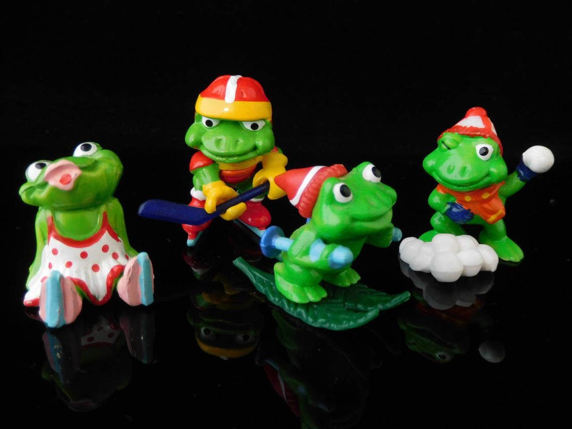 Vintage Toys, Collectible, Froggy Friends, Winter Frogs, Complete ...