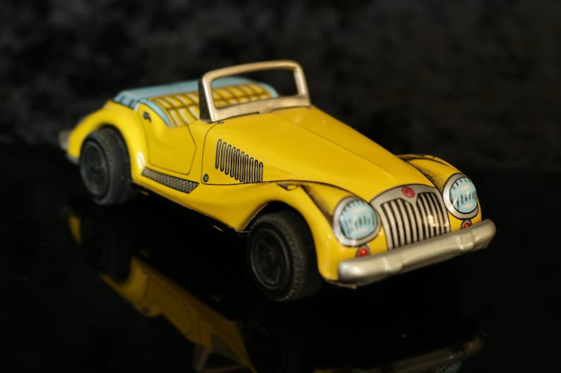 Vintage Toys, Collectible Wind-up Car, Miniatur Car, Iron Sheet Toys ...