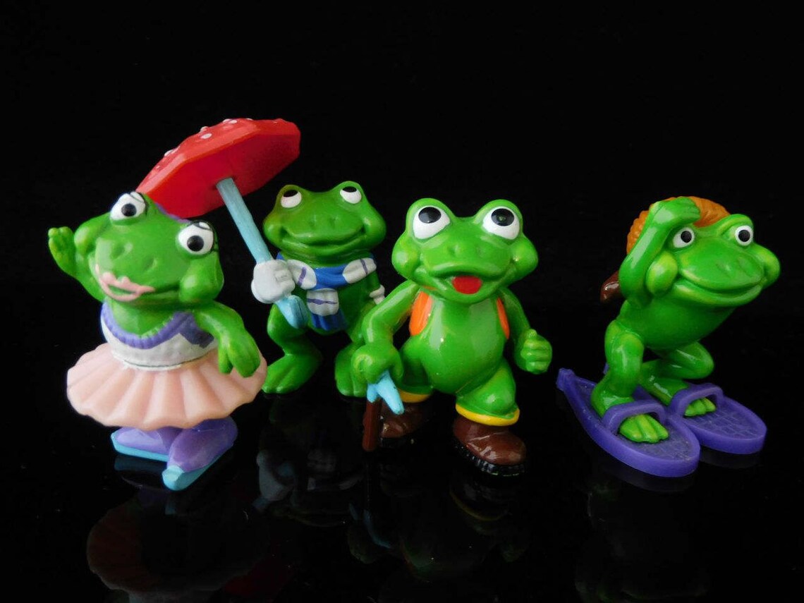 Vintage Toys, Collectible, Froggy Friends, Winter Frogs, Complete ...