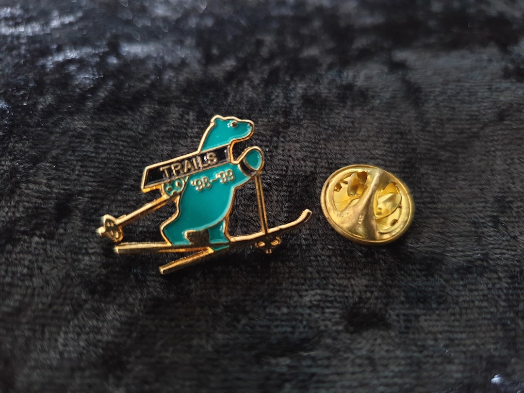 Vintage Pin, Badge, Promotion Pin, Collectible Toys, SKI Pin, Bear on ...