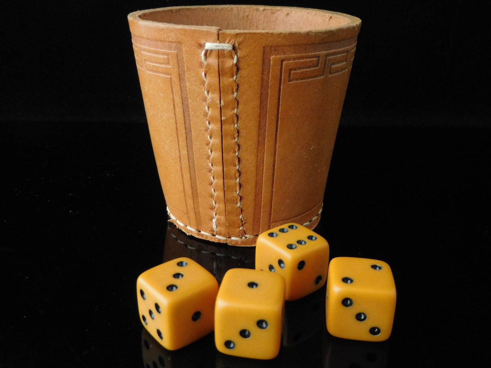 Table Game Collectible Vintage HAPAG LLOYD Dice Table Game - Etsy