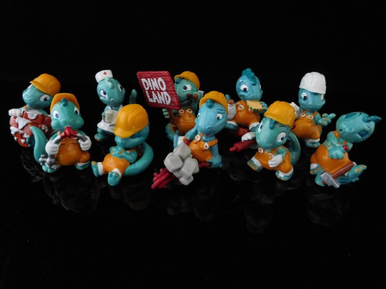 Vintage Toys, Collectible, Dinosaurs, Operator Dinos, Building Worker ...