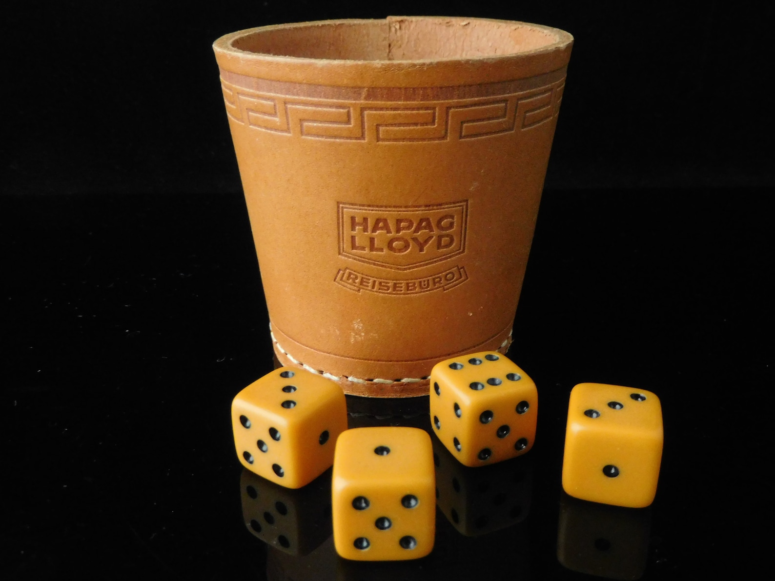 Table Game Collectible Vintage HAPAG LLOYD Dice Table Game - Etsy