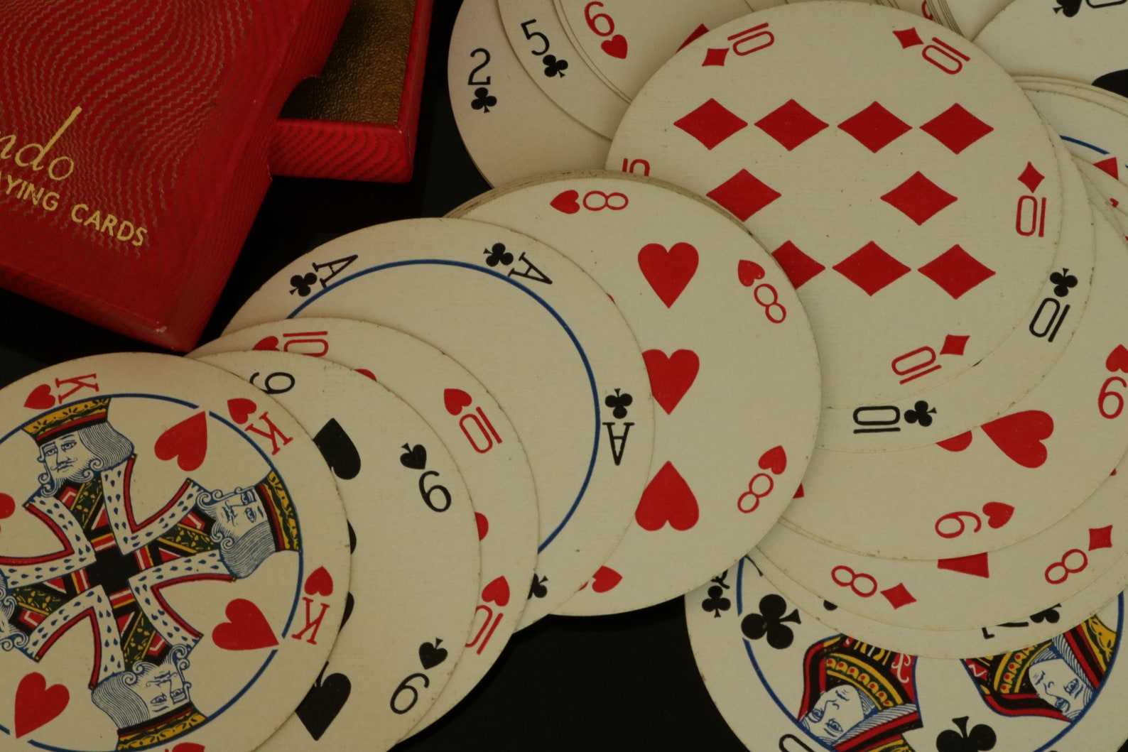 Table Game, Collectible, Vintage John Waddingtons Rondo Circular ...