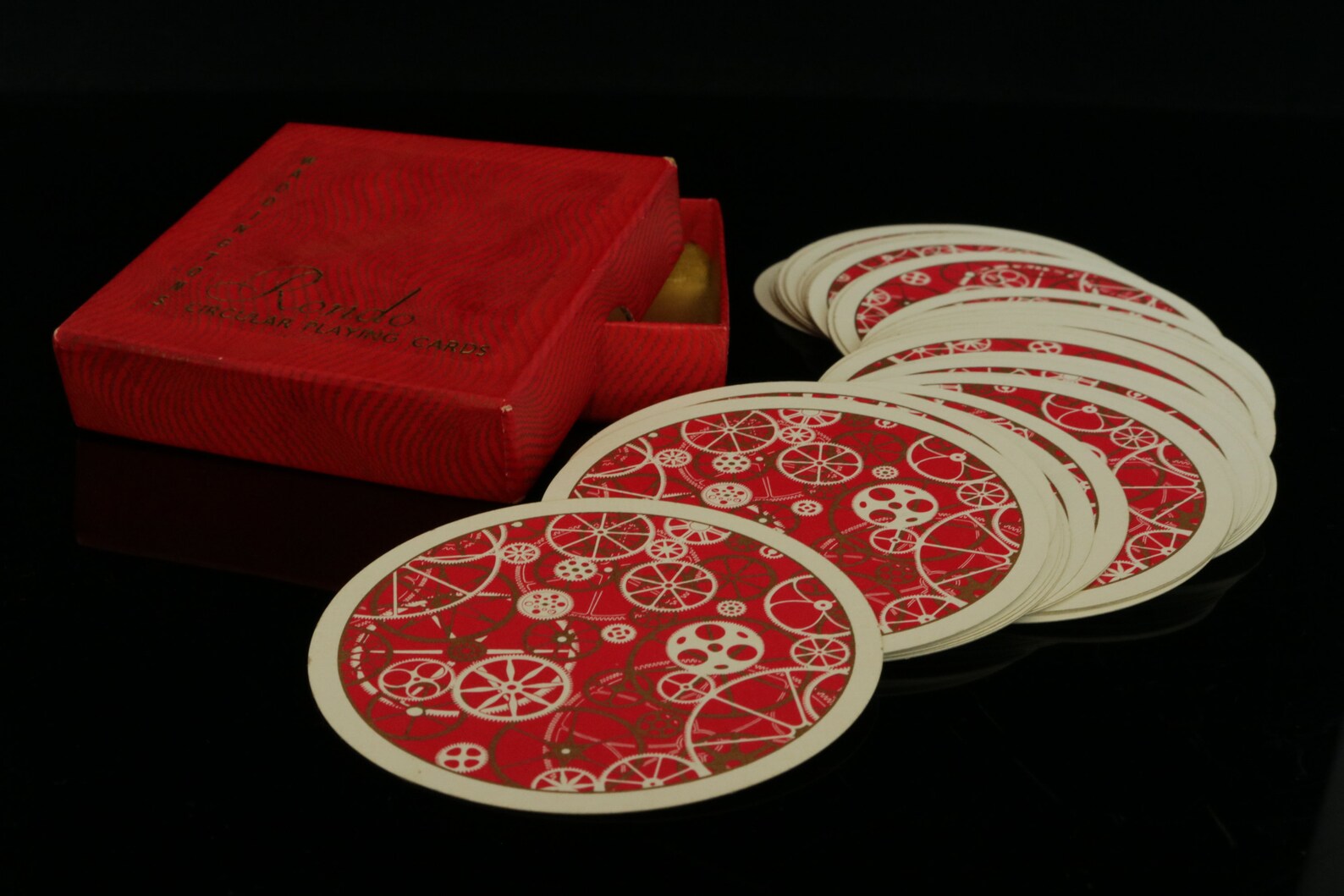 Table Game, Collectible, Vintage John Waddingtons Rondo Circular ...