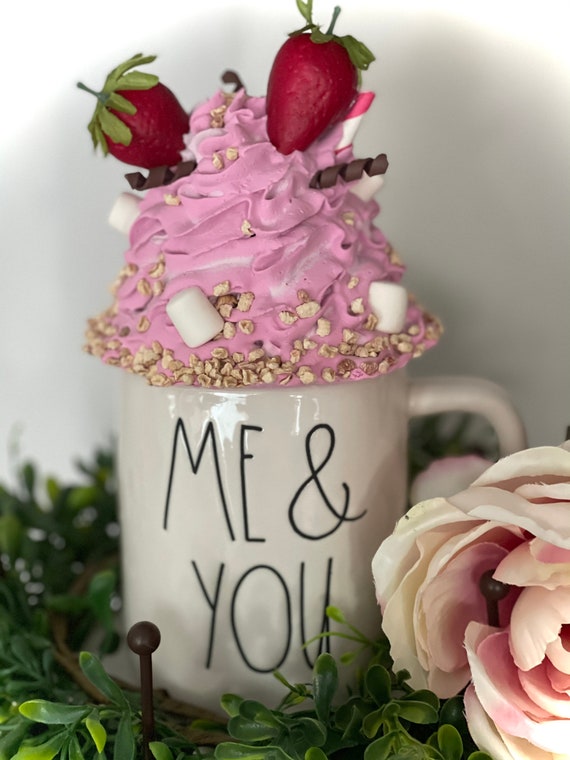 Strawberry mug topper by Nikki's Bella Boutique | Catch My Party