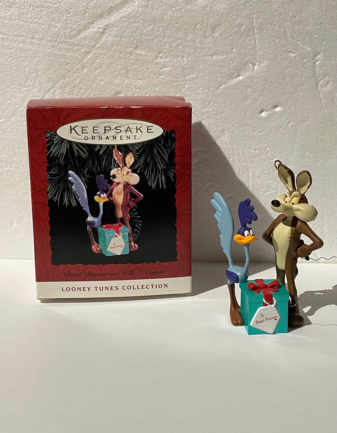1994 Hallmark Keepsake Wile E. Coyote and the Road Runner - Etsy
