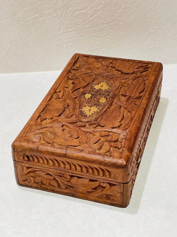 vintage bohemian wood box - Gem