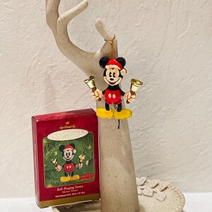 2001 Hallmark Bell Ringing Santa Mickey Mouse Ornament NIB| Christmas ...