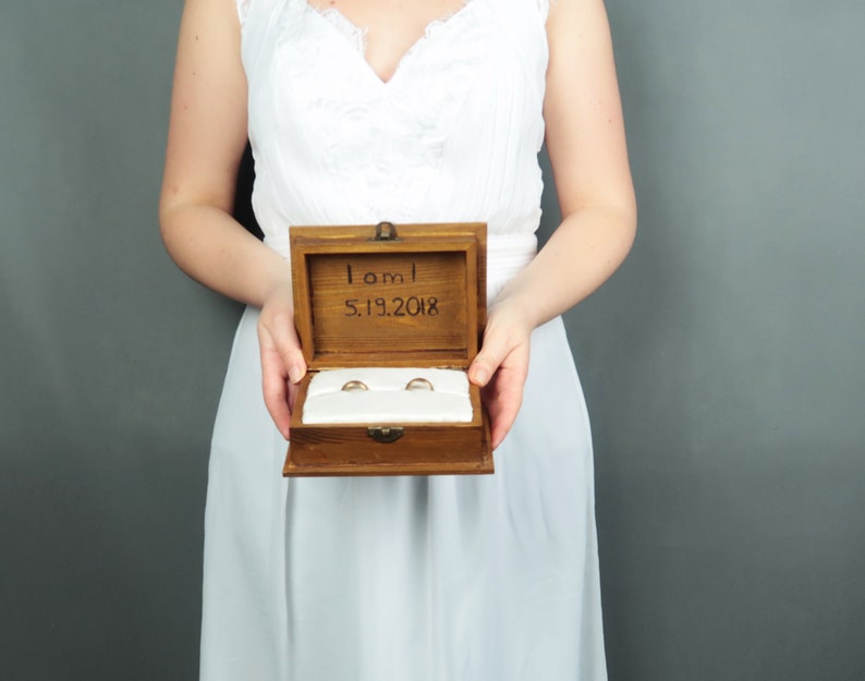 Book Shaped Wedding Ring Box: Rustic Burlap, Shabby Chic - Etsy