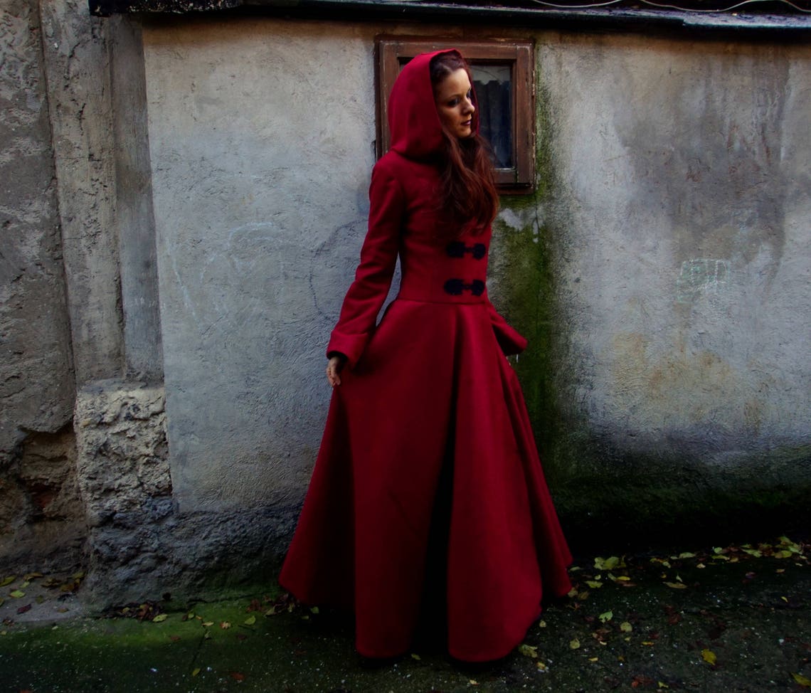 Fairytale Royal /countess/ Vampire/ Woman Coat/ Gothic/ - Etsy