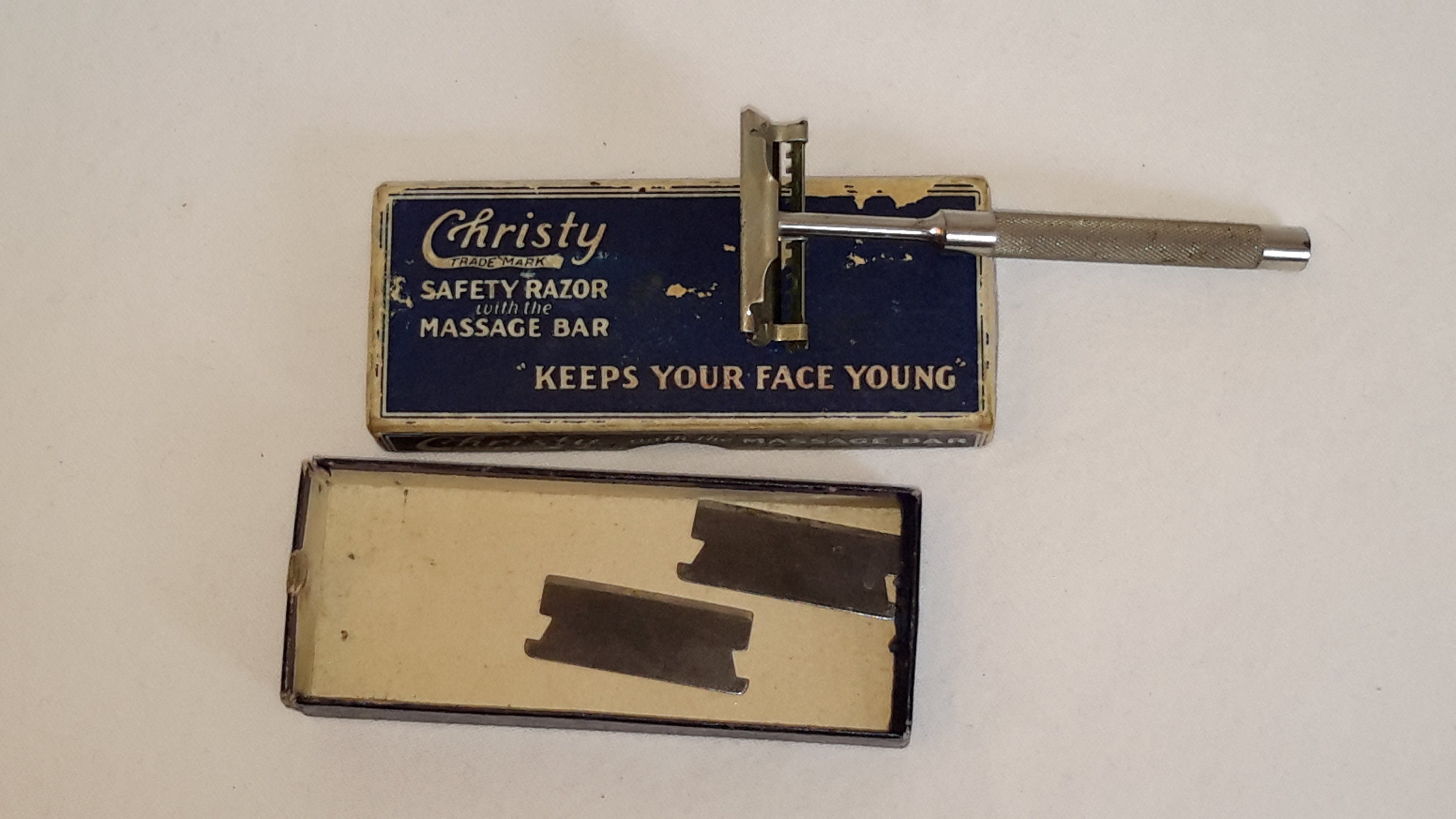 Vintage Christy Safety Razor Pilot Model With Box & 2 Blades - Etsy