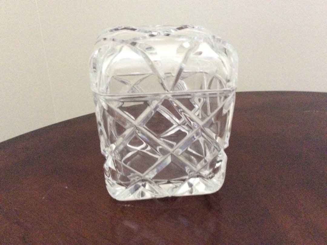 Square Shape Crystal Clear Cut Glass Trinket With Grooves and a Cover ...