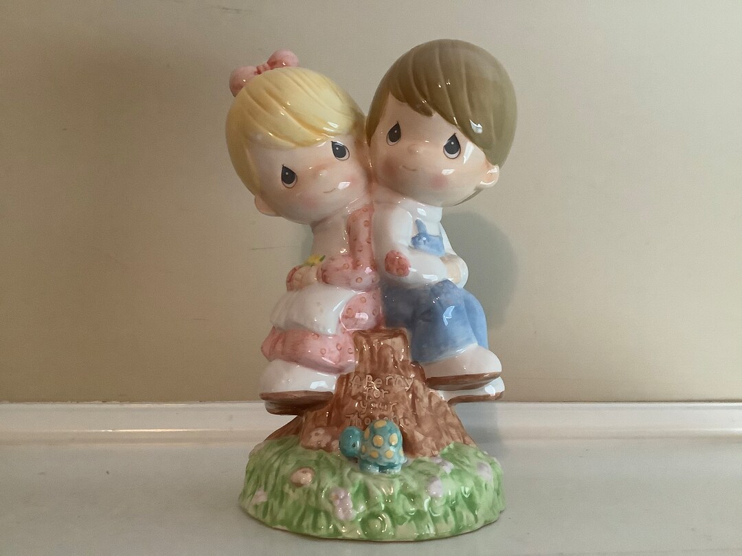 A Large Precious Moments Coin Bank “A Penny for Your Thoughts” Figurine ...