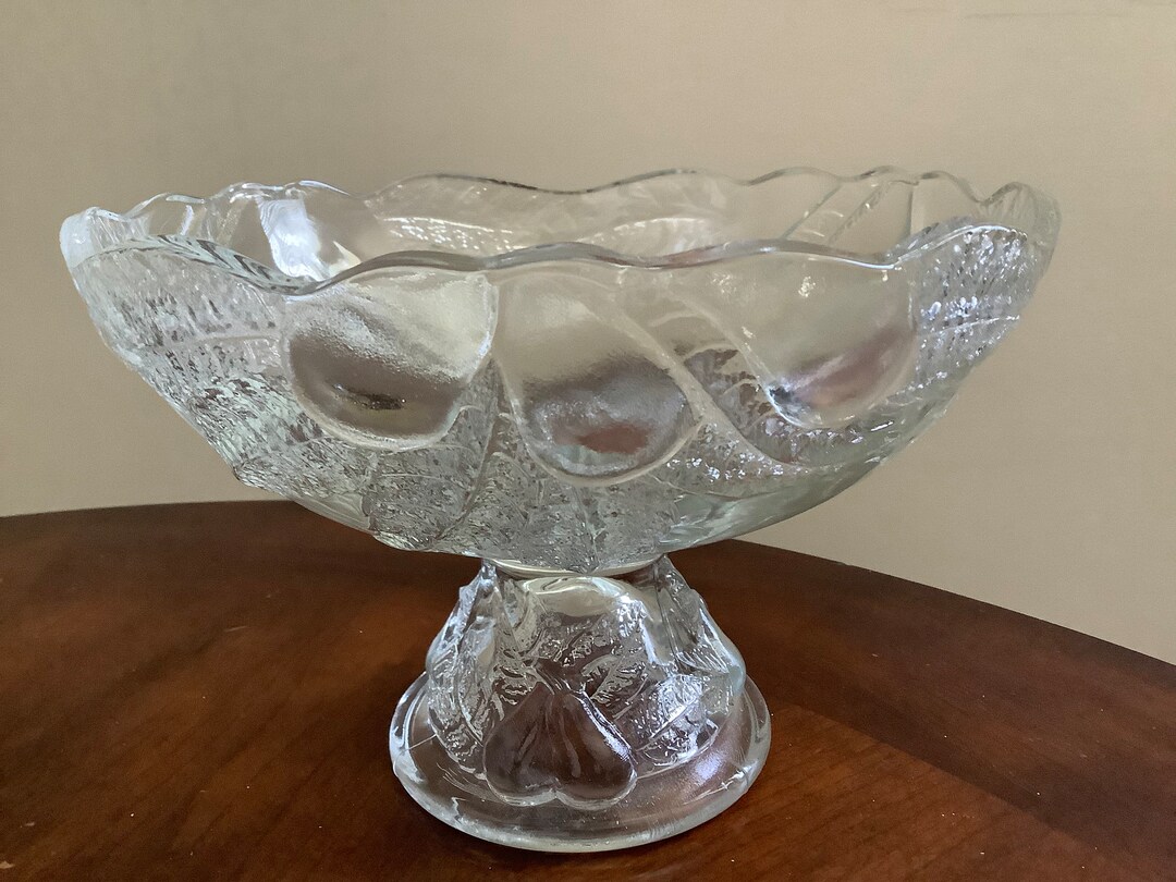 Teleflora Clear Glass. Compote Fruit Bowl With Raised Pears and Leaves ...