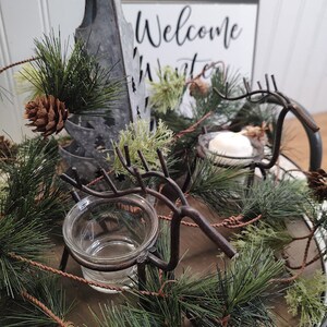 Rustic Winter Christmas Vignette ~ Cabin Christmas ~ Farmhouse ...