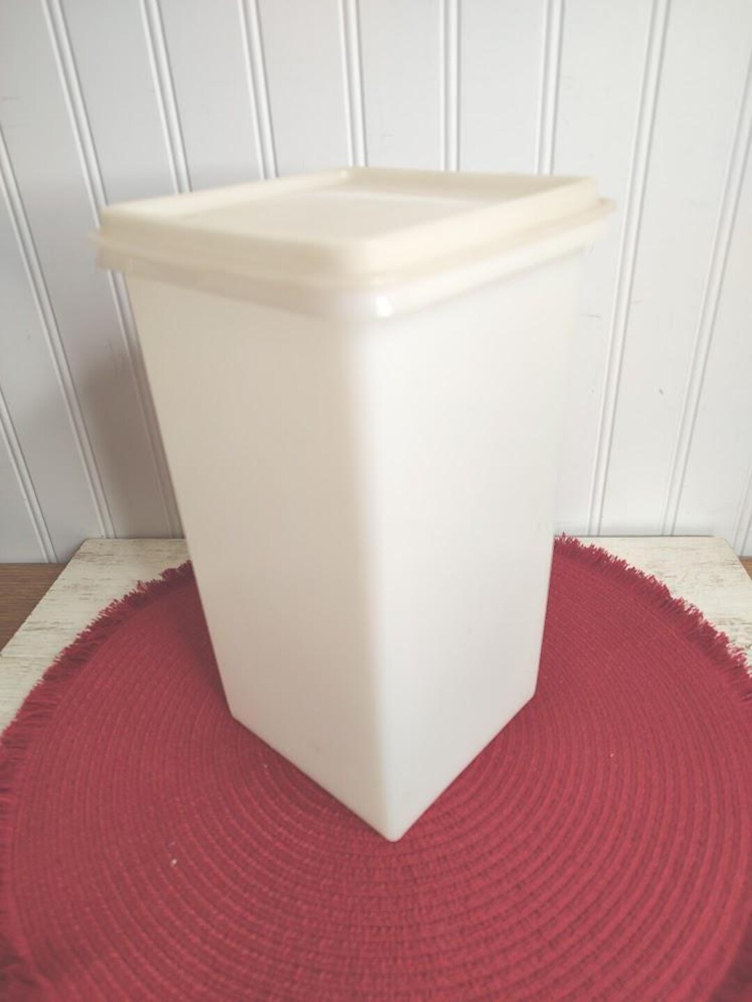 Tupperware Vintage Cracker Keeper Container With Lid ~ Tupperware #1314 ...