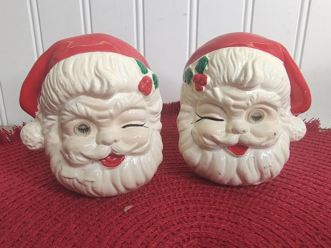 MCM Winking Santa Salt & Pepper ~ Kitschy Christmas - Etsy