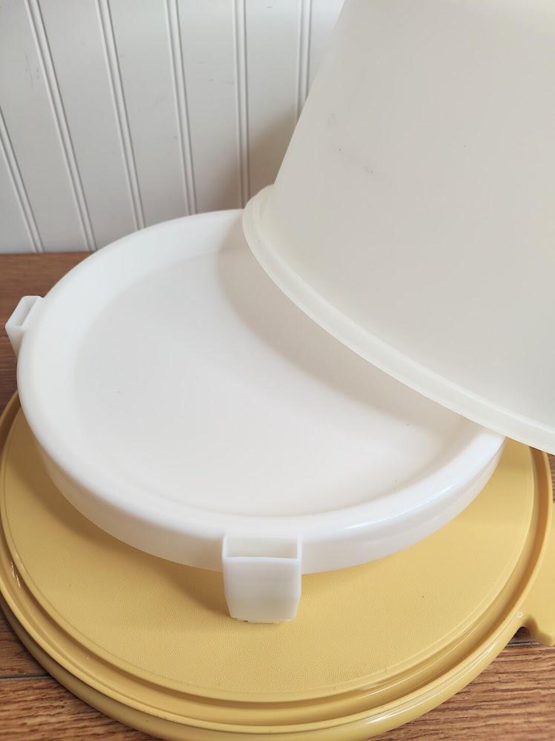 TUPPERWARE Sheer Lid 12 XLG Round Cake Taker With Pie Holder Traveling ...