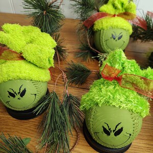 Baseball Grinch ONE GRINCH~ Baseball Christmas ~ Baseball Decor ~ Love ...