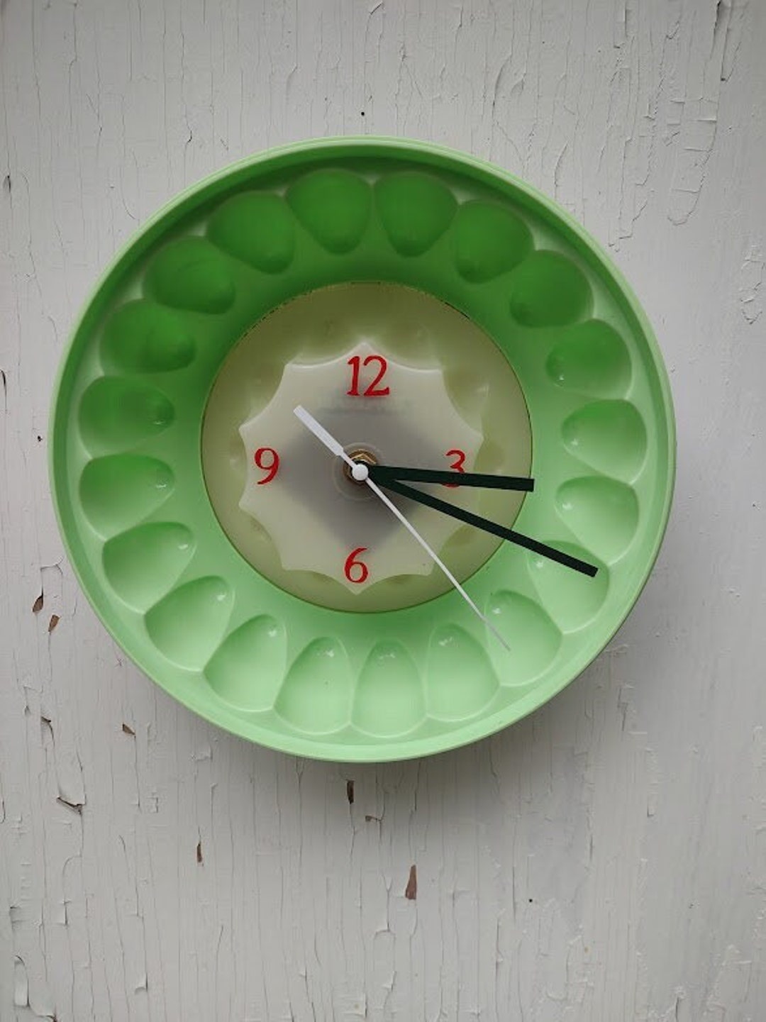 Tupperware Jello Mold Clock ~ Kitchen Clock ~ Unique Clock ~ Tupperware ...