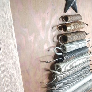 LARGE 23" X 19" Vintage Hardwood Rusty Spring Christmas Tree / Holiday ...