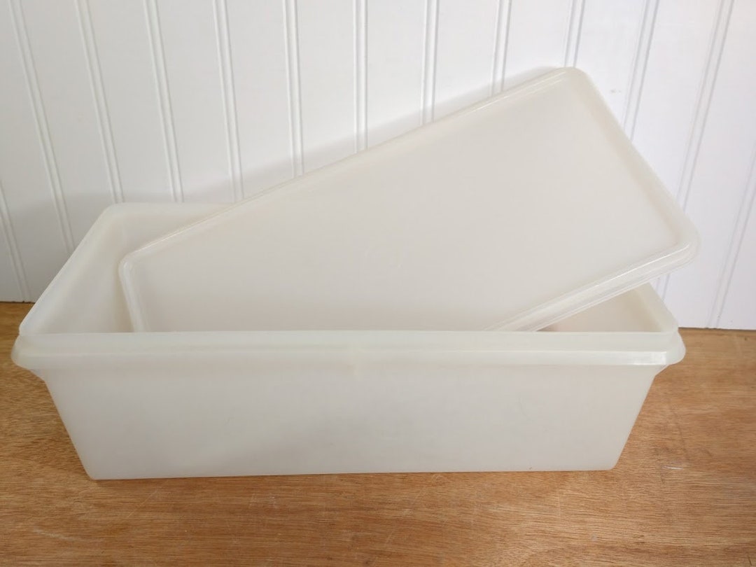 Vintage Tupperware Sheer Jumbo Bread Server 606 Large Cracker Storage ...